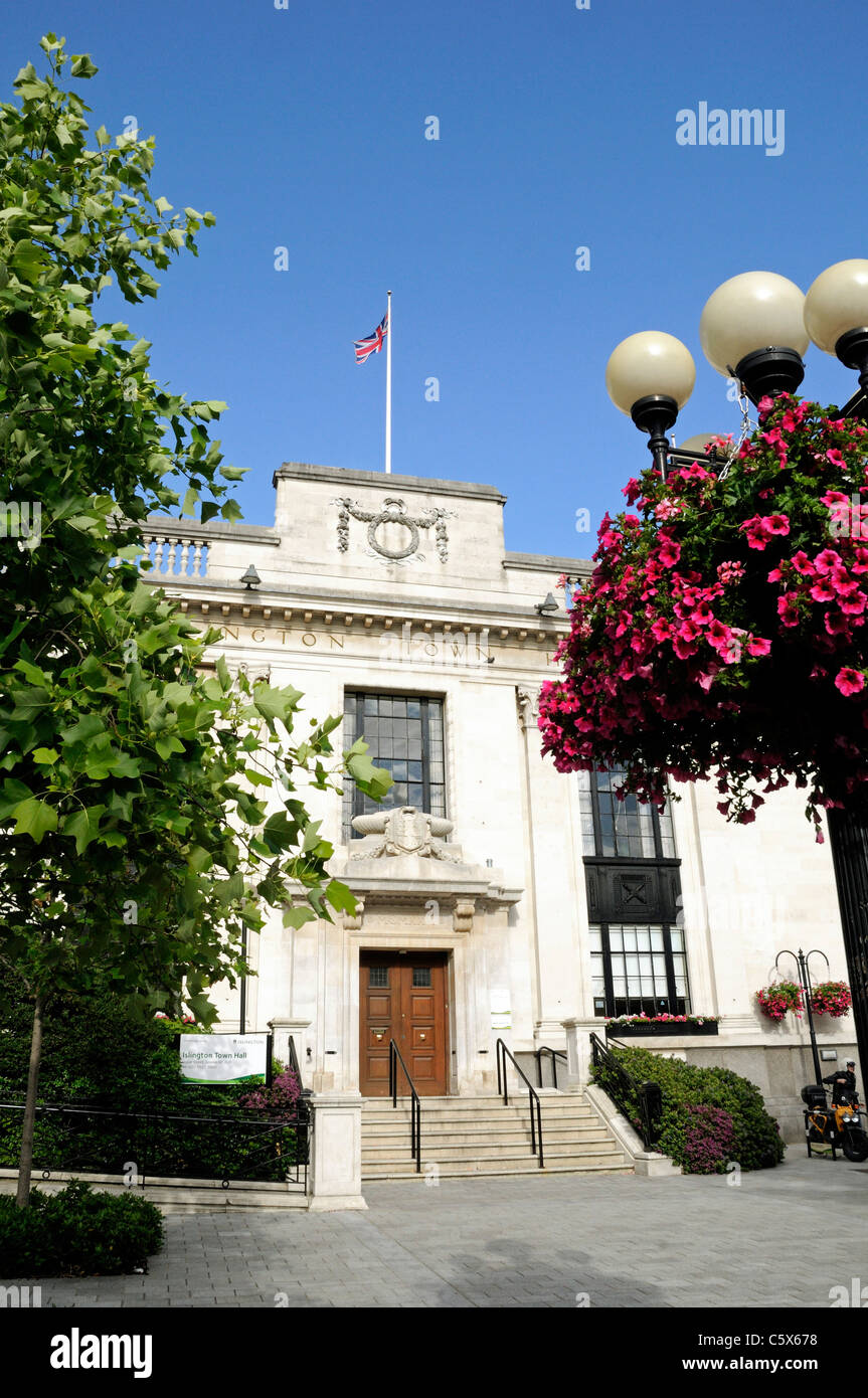 Islington Town Hall Upper Street London England UK Stock Photo - Alamy