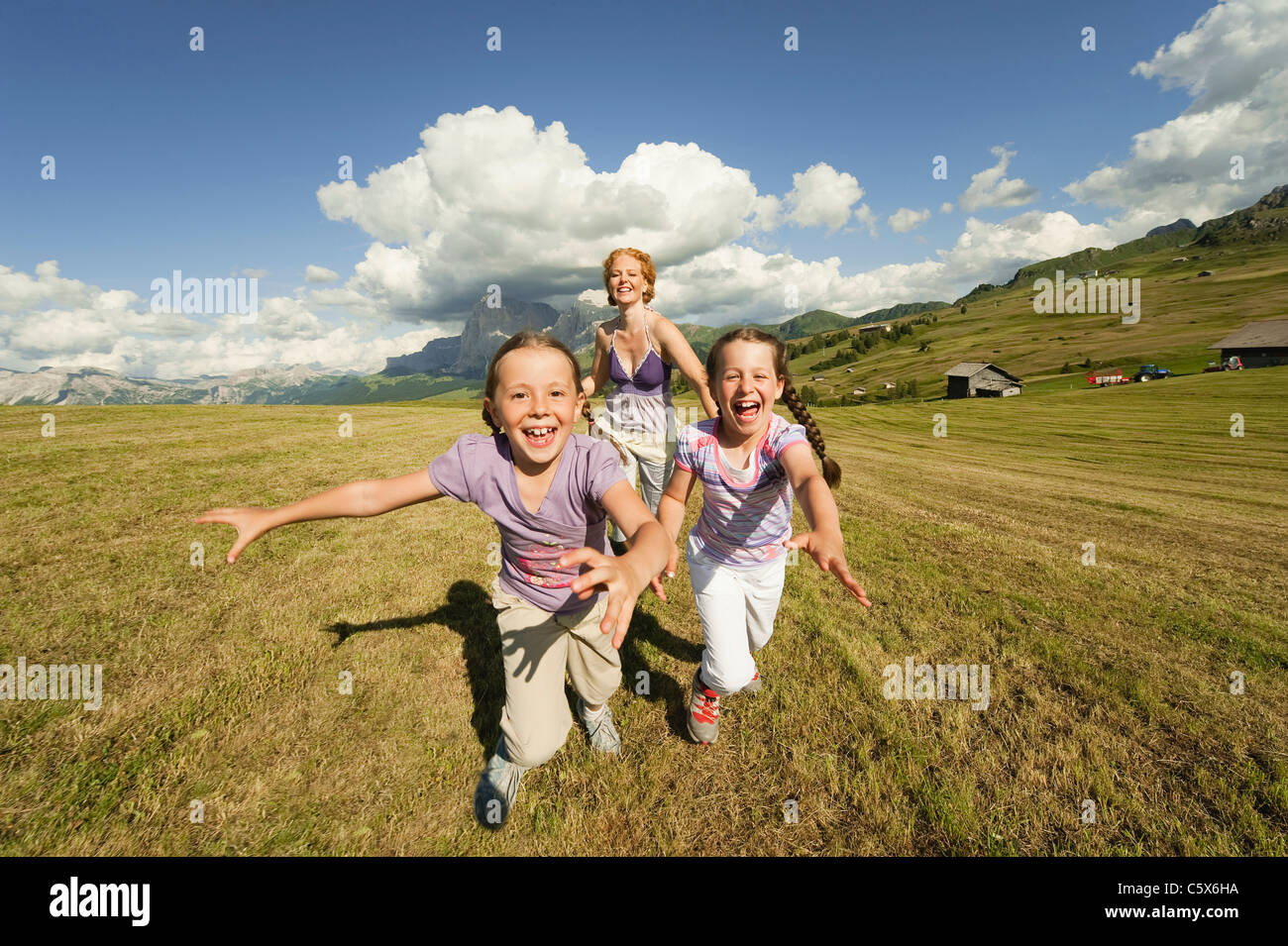 Girl running italy hi-res stock photography and images - Alamy