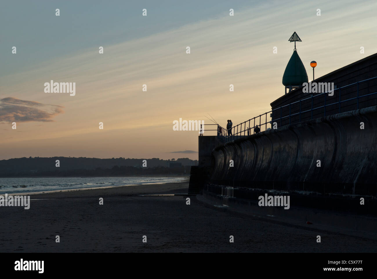Swansea beach hi-res stock photography and images - Alamy