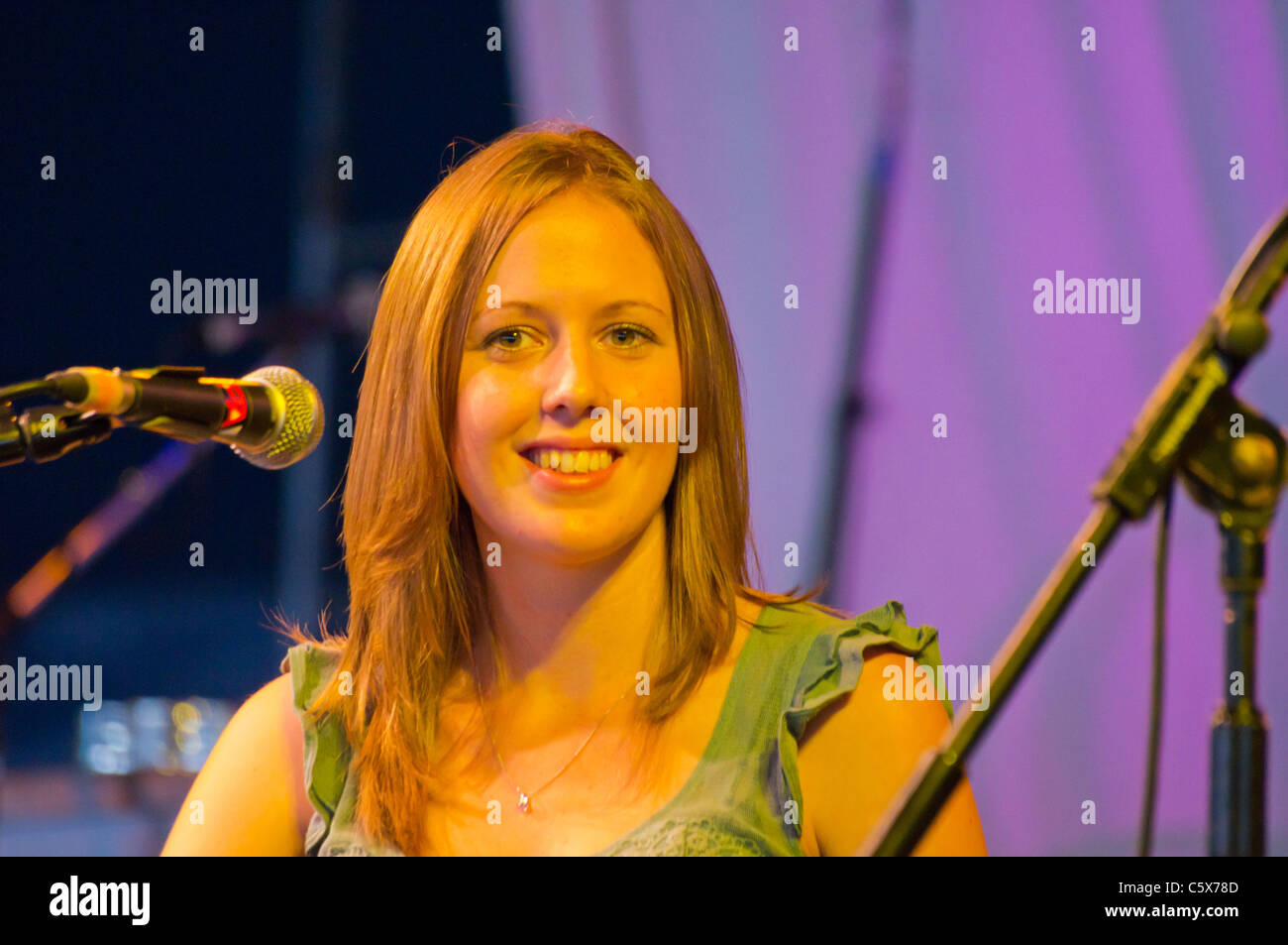 Mochara perform at the Wickham festival 2011 Stock Photo - Alamy