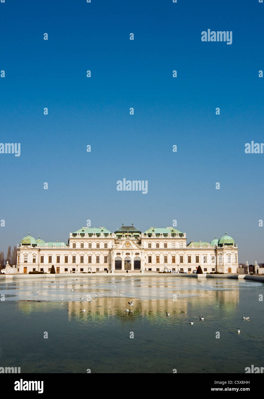 Upper (Oberes) Belvedere Castle Museum with Pool, Vienna (Wien ...