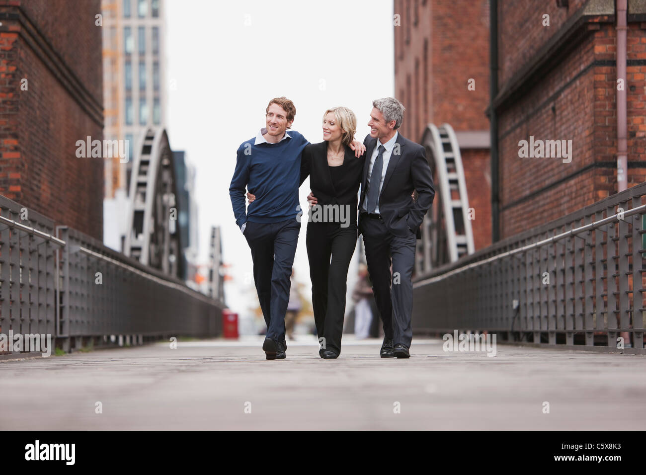 People crossing bridge hi-res stock photography and images - Alamy