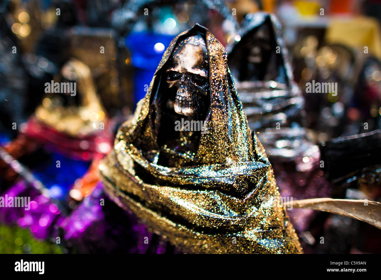 Santa muerte hi-res stock photography and images - Alamy