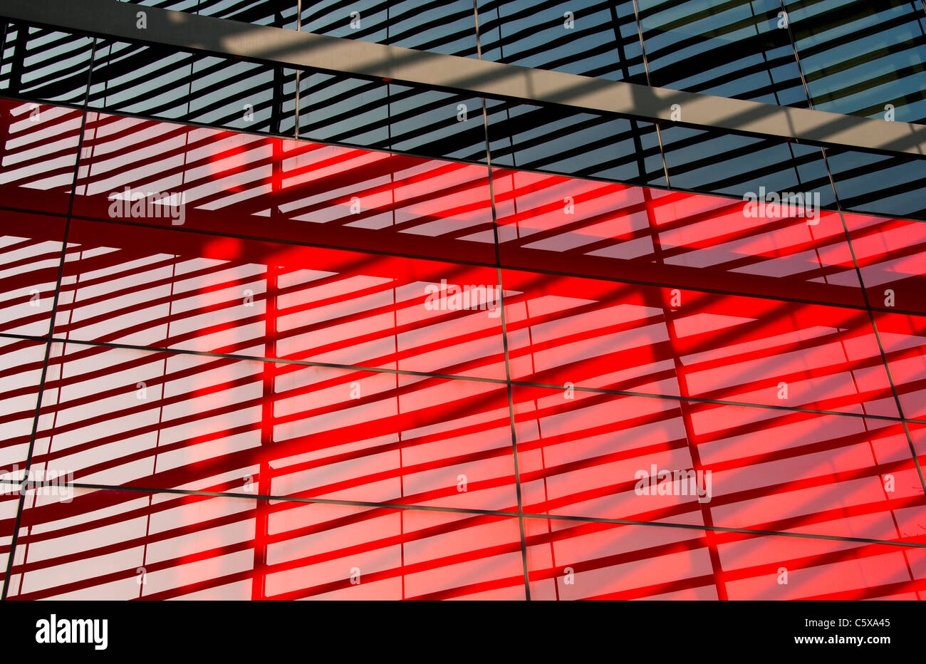 Modern black and red building detail Stock Photo - Alamy