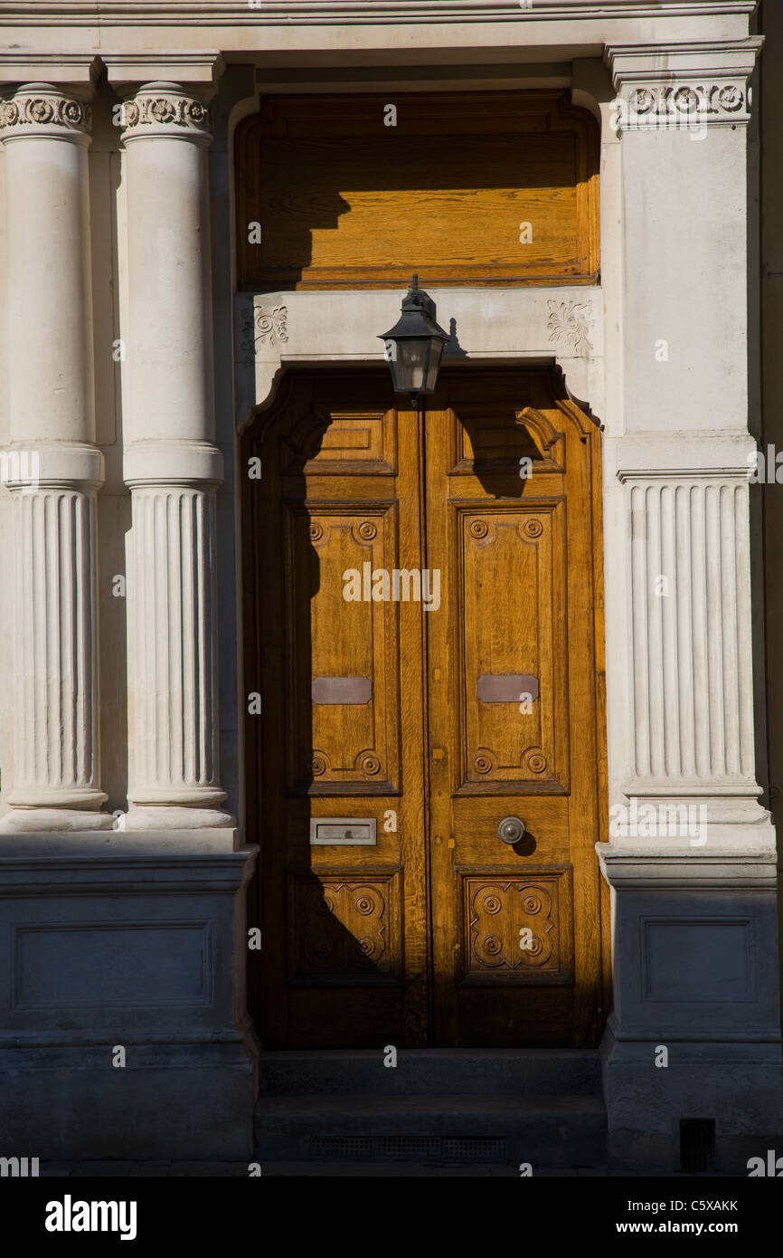 Double columns hi-res stock photography and images - Alamy