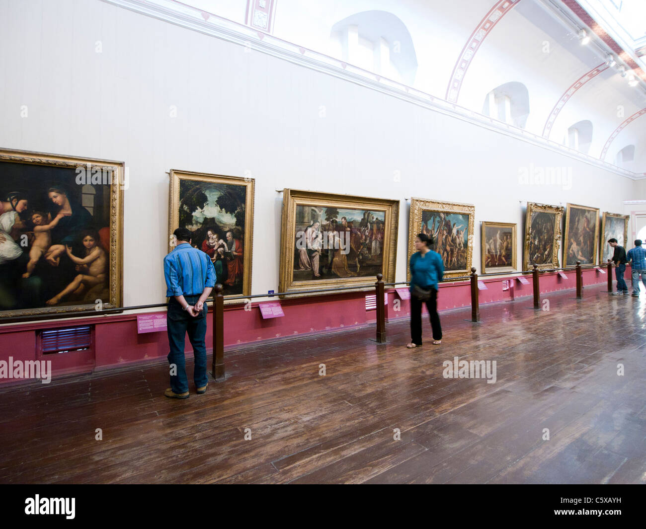 The Sir Dorab Tata Gallery inside the Chhatrapati Shivaji Maharaj Vastu ...