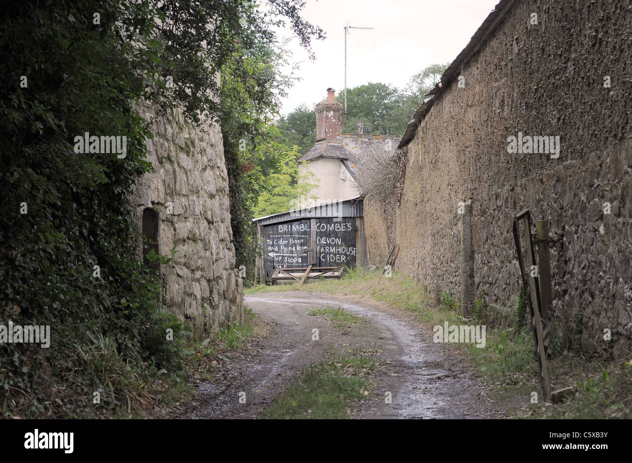 Devon farm cider Stock Photo - Alamy