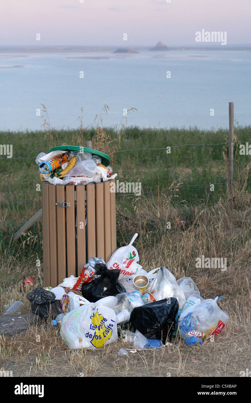 Waste disposal by tourists in the bay of Mont St Michel (Normandy ...