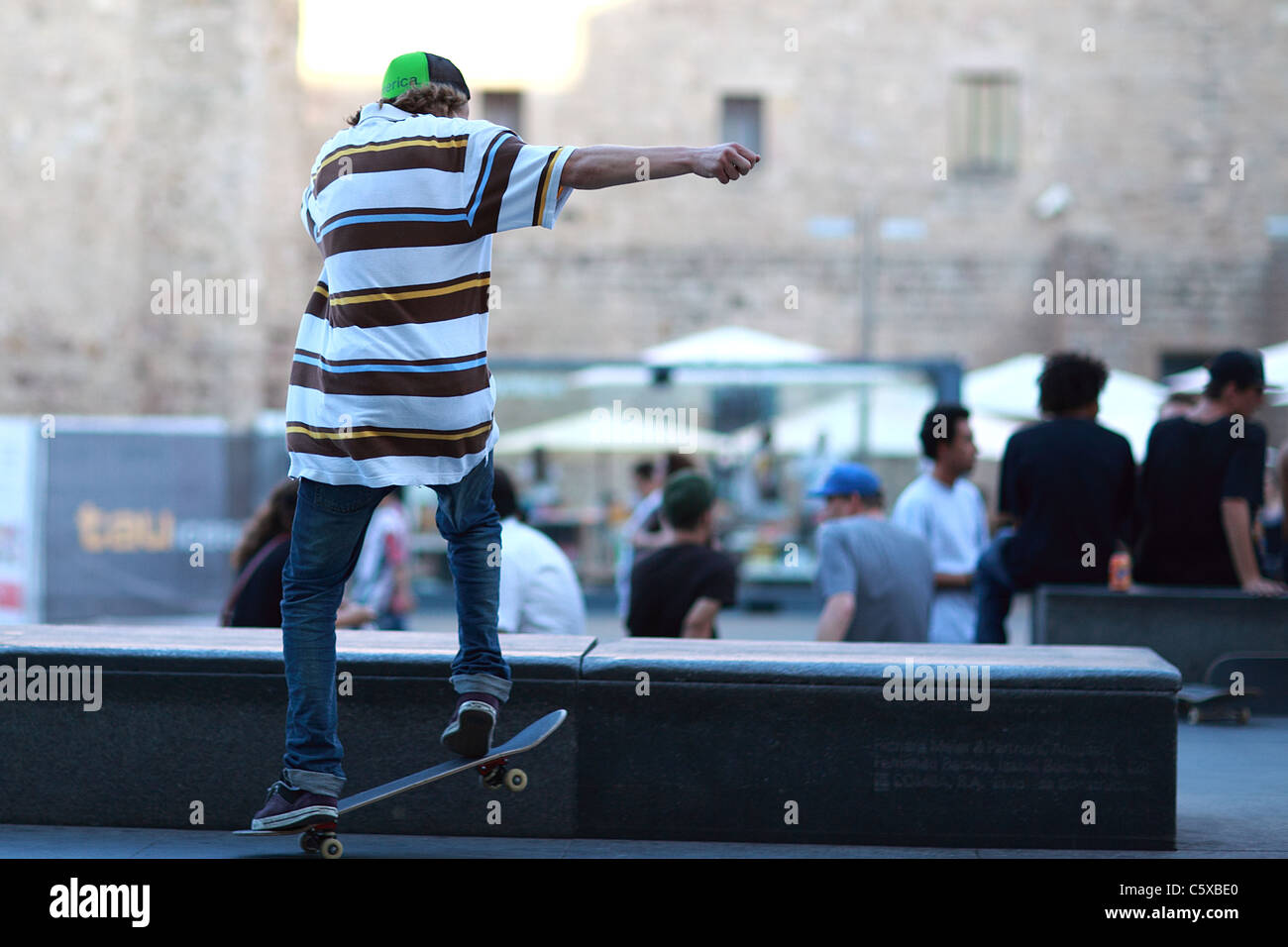 Skateboard Stunts Tricks Jumps Stock Photo - Alamy