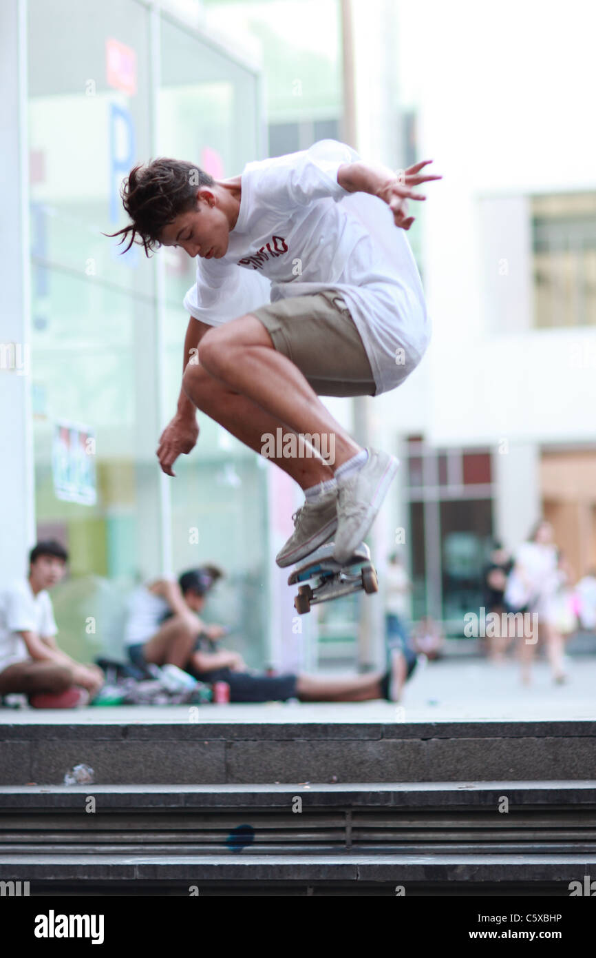 Skateboard Stunts Tricks Jumps Stock Photo - Alamy