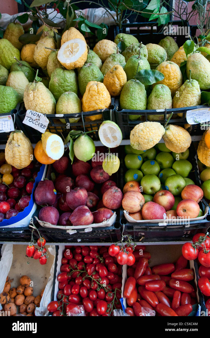 The traditional citrus of Sicily, Italy Stock Photo - Alamy