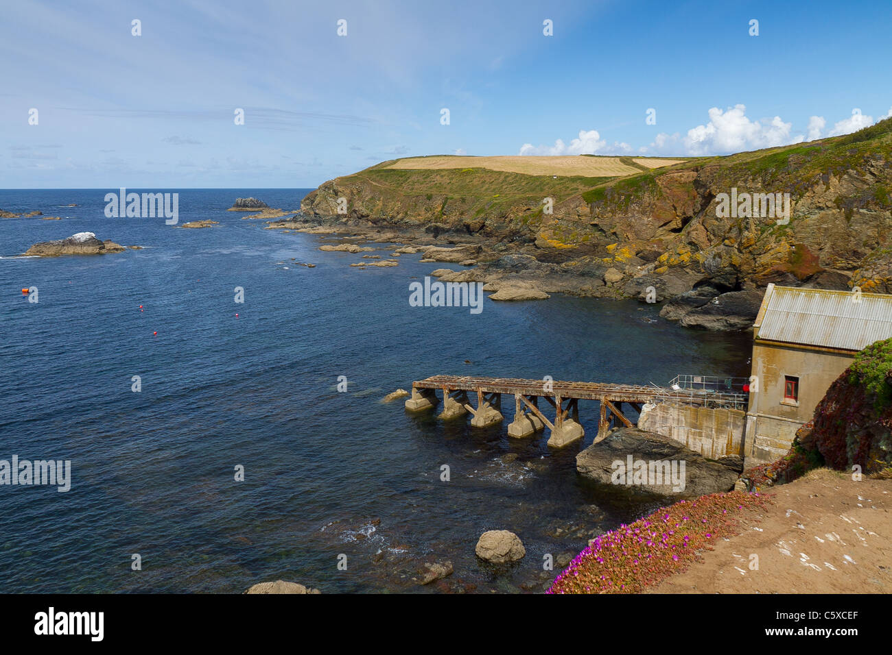 Abandoned lifeboat station hi-res stock photography and images - Alamy