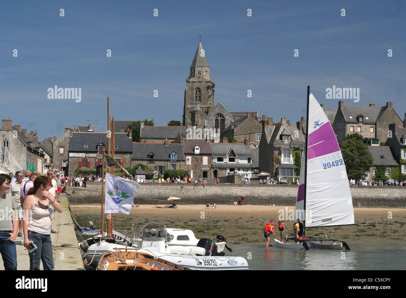 Fleuve cotier la rance hi-res stock photography and images - Alamy