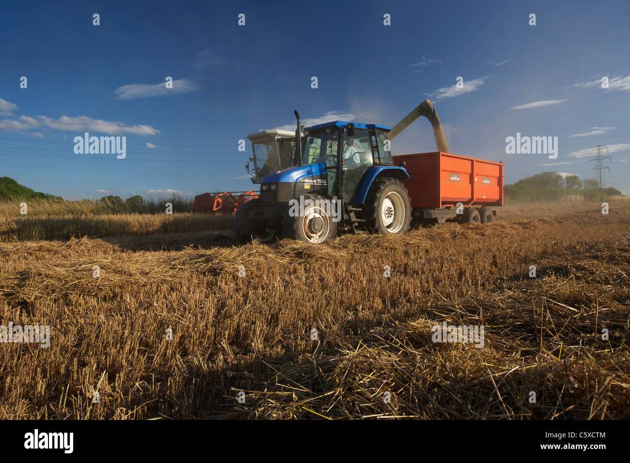 Combine harvesting of oats hi-res stock photography and images - Alamy