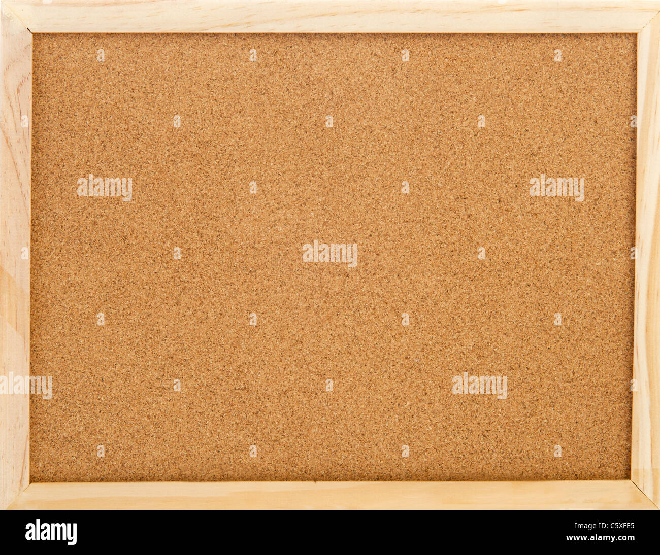 empty cork memo board with wooden frame Stock Photo - Alamy