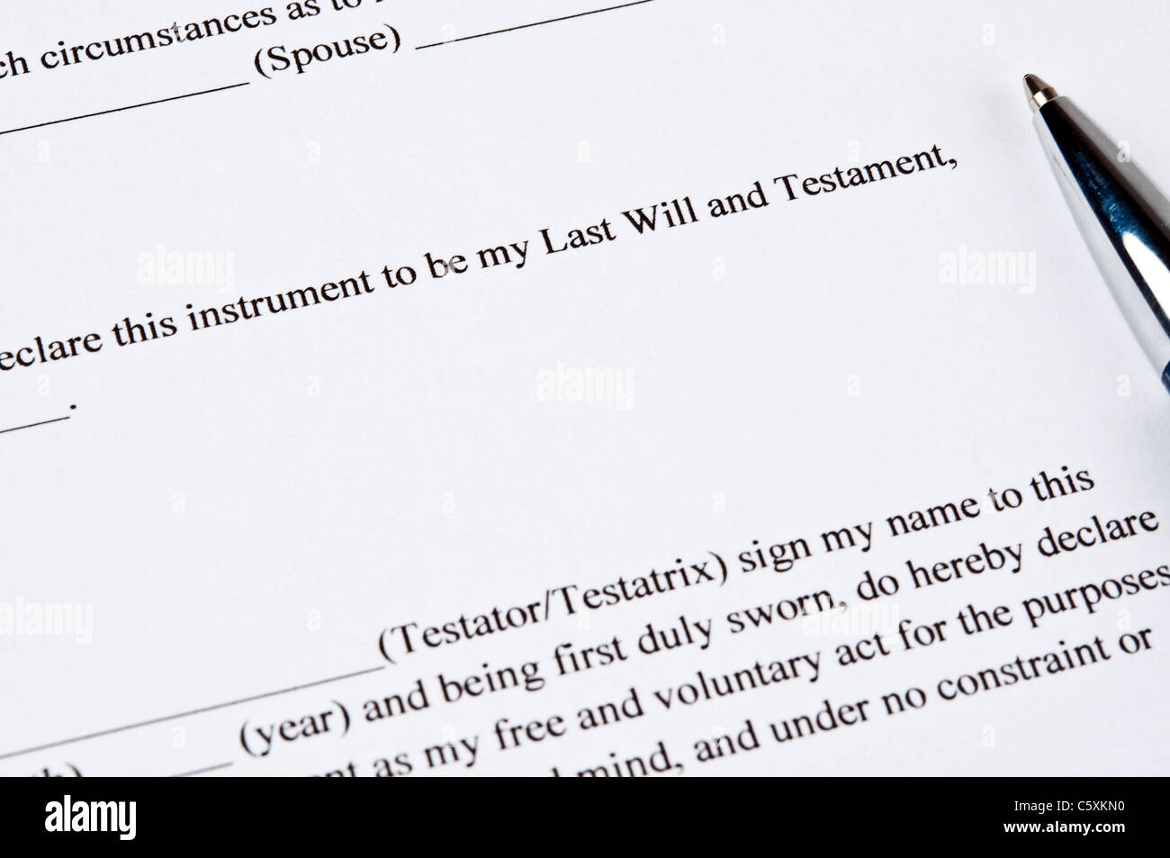 Closeup to an testament and pen Stock Photo - Alamy