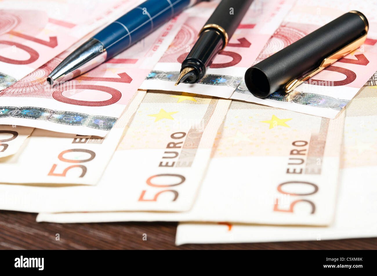 Object pencil hi-res stock photography and images - Alamy