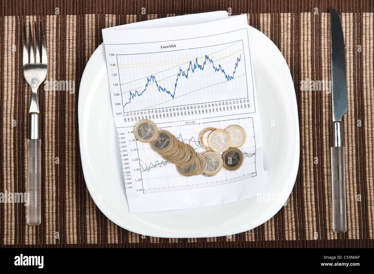 Coin plate hi-res stock photography and images - Alamy