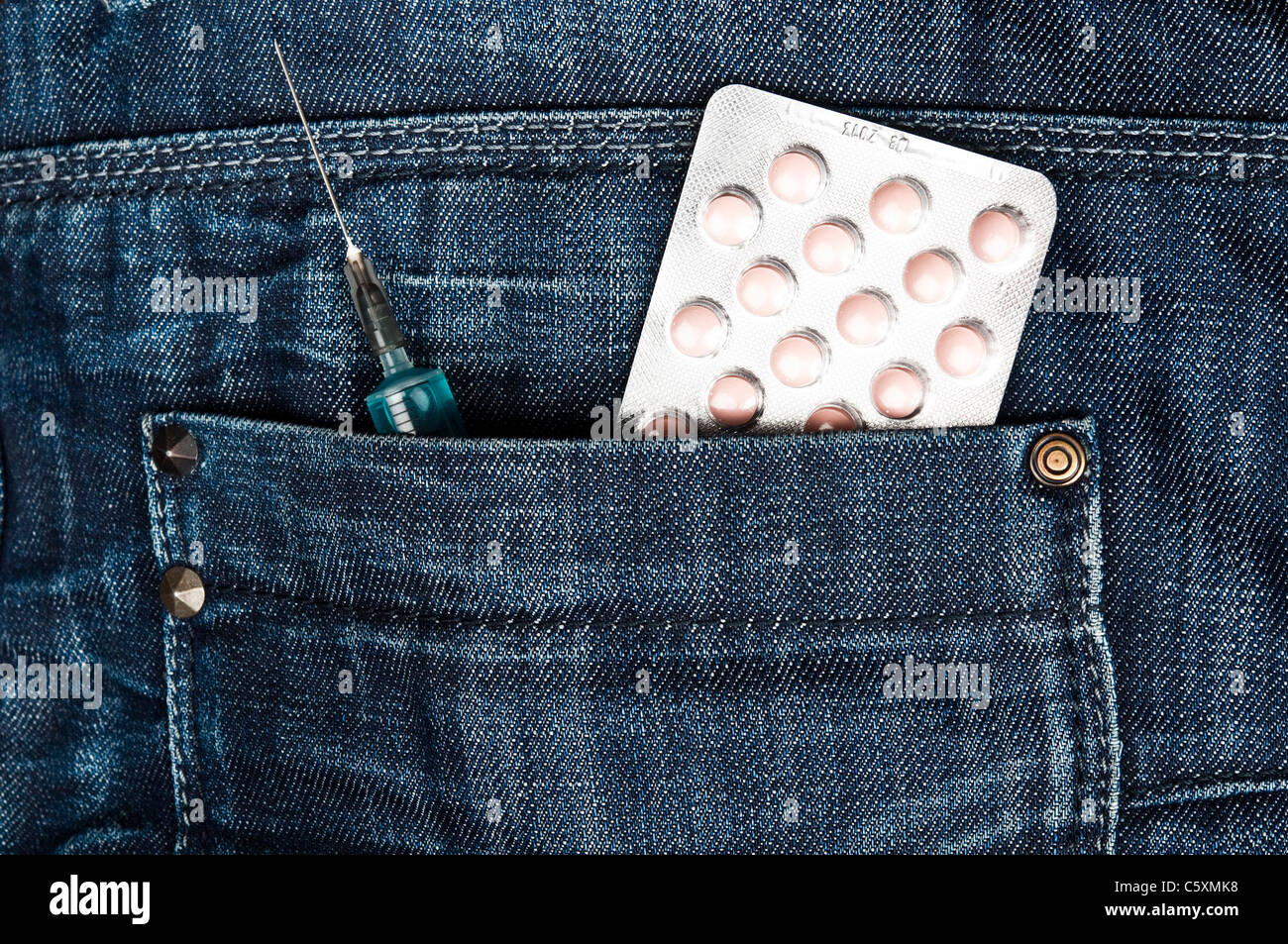 Pill pocket hi-res stock photography and images - Alamy