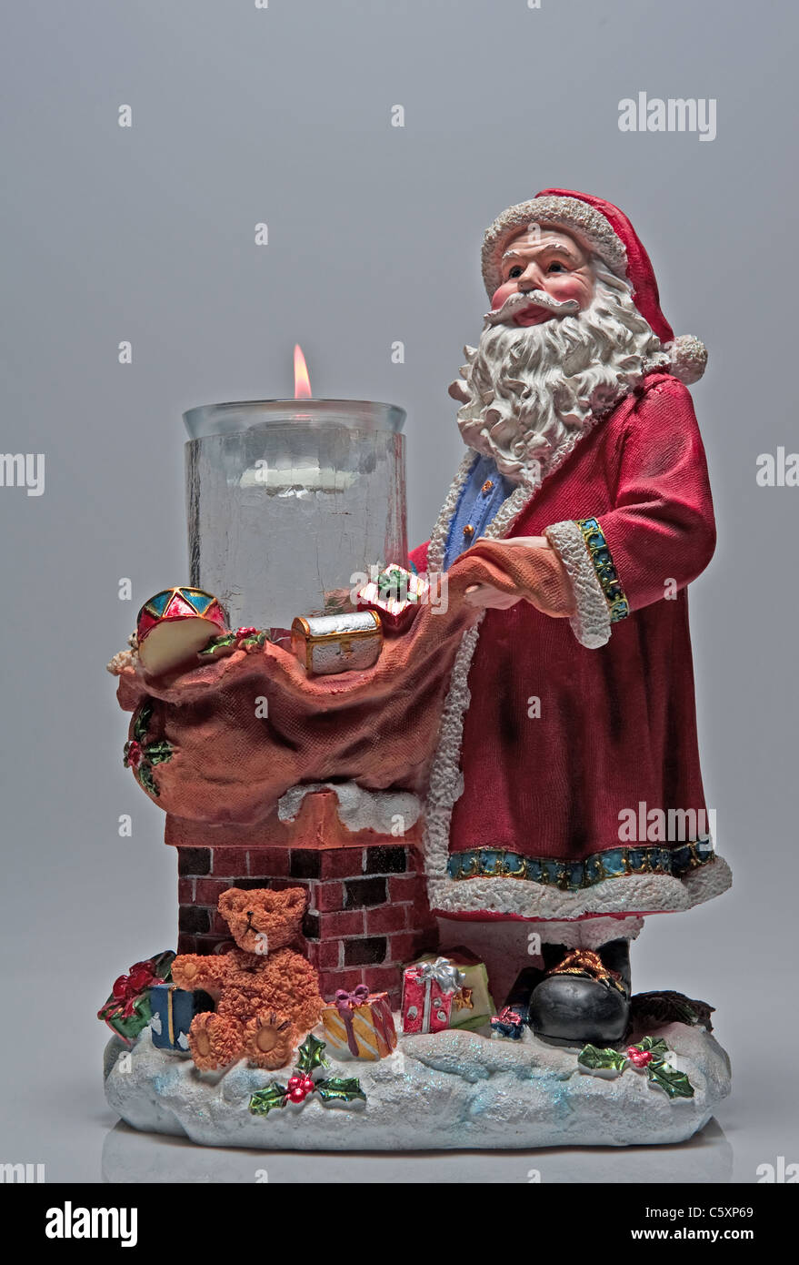 Statue action hi-res stock photography and images - Alamy