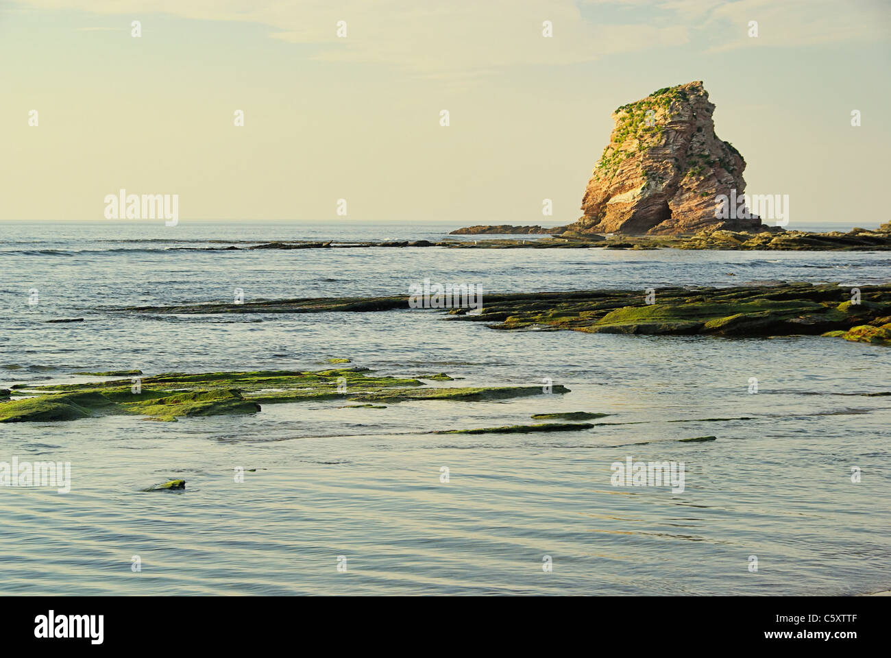 Hendaye rock hi-res stock photography and images - Alamy