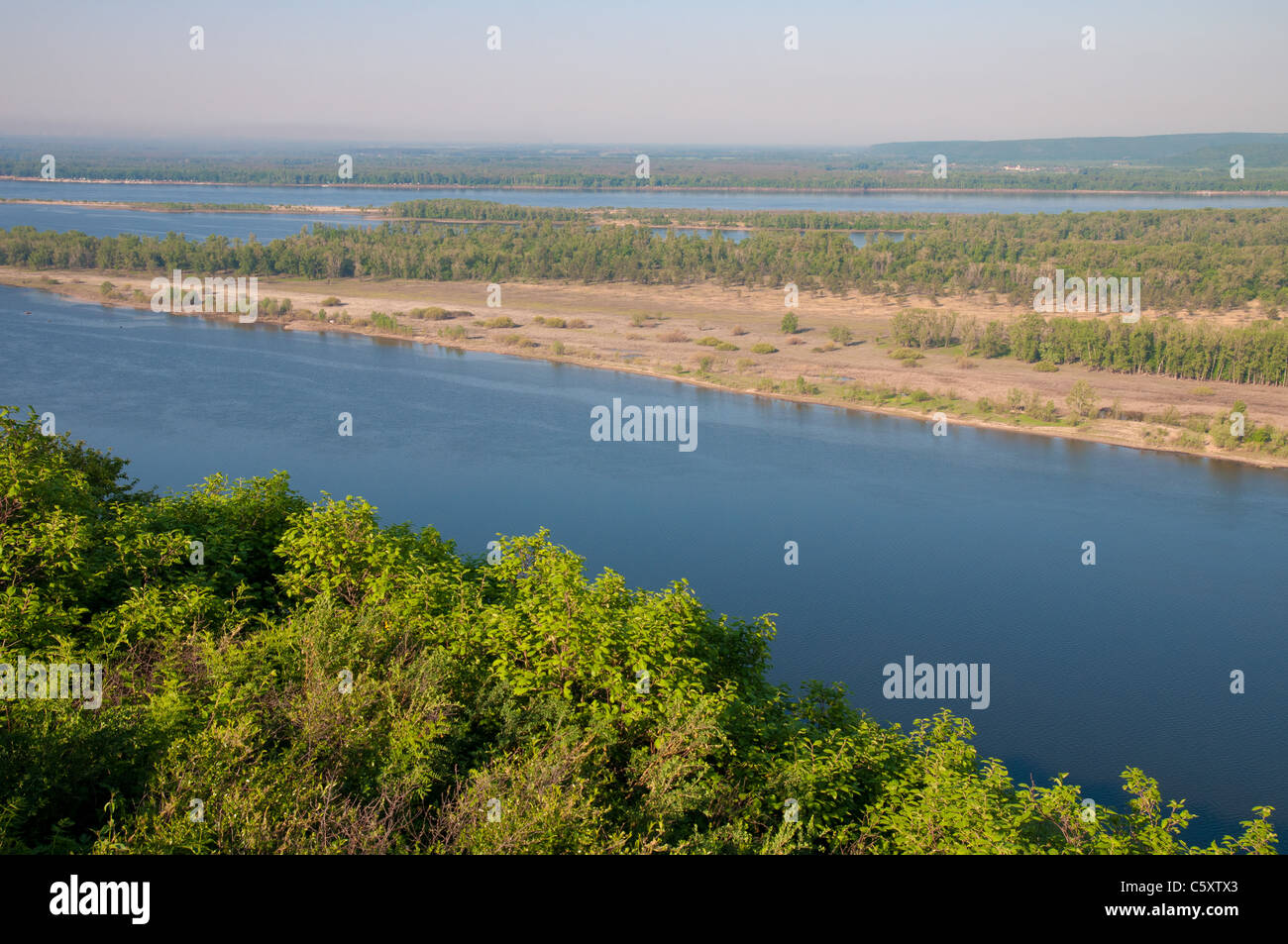 Volga river village hi-res stock photography and images - Alamy