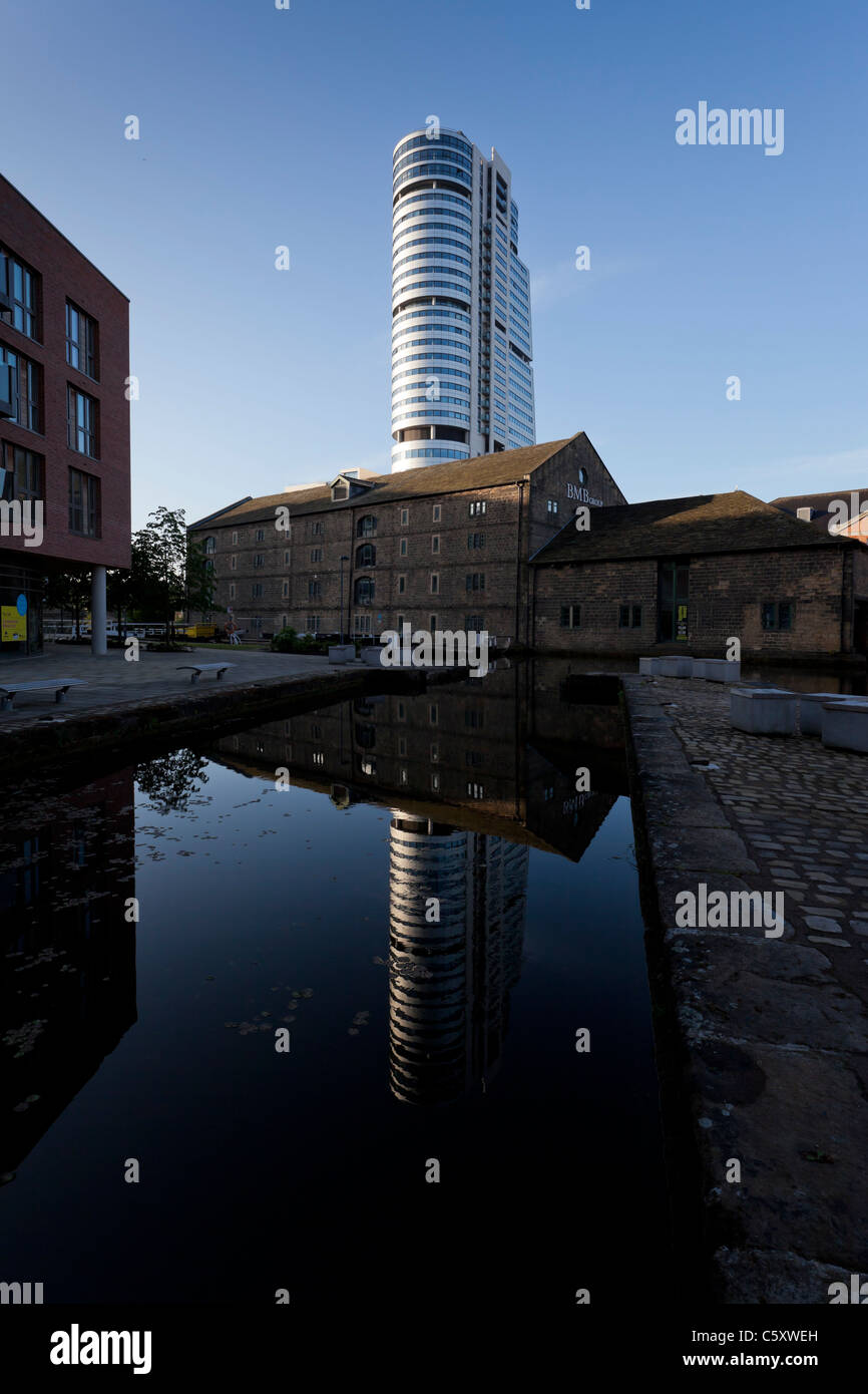 Bridgewater Place Leeds Architecture Office Skyscraper Yorkshire ...