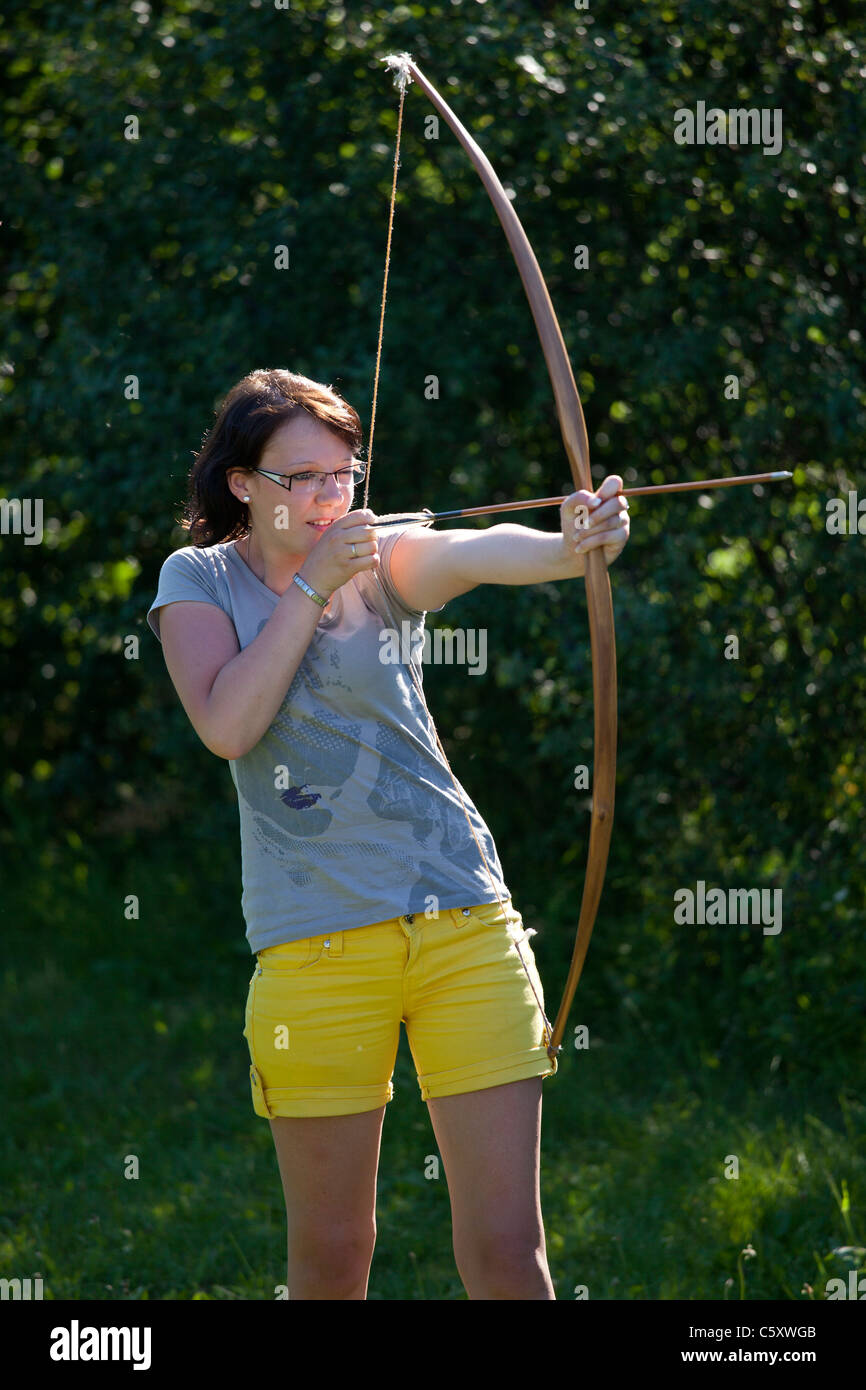 Woman Doing Archery High Resolution Stock Photography and Images - Alamy