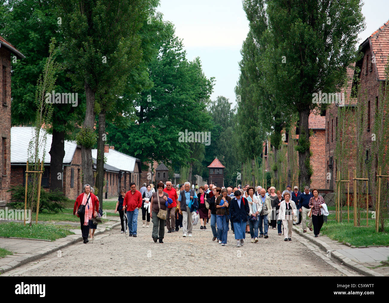 Visitors auschwitz concentration camp hi-res stock photography and ...