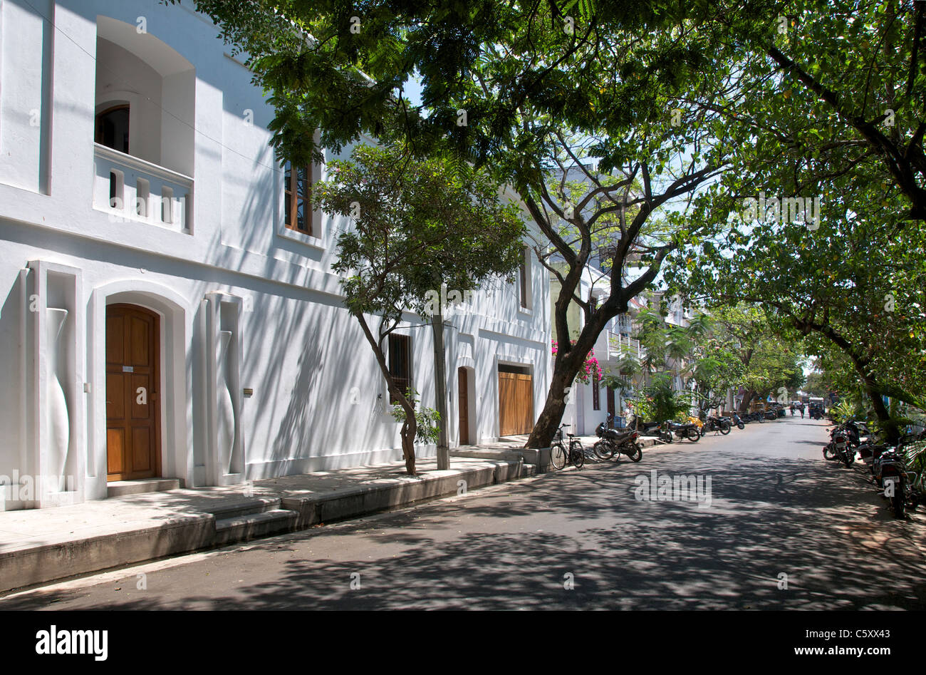 Pondicherry french architecture hi-res stock photography and images - Alamy