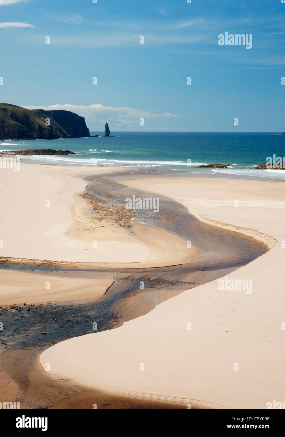 Sandwood bay sutherland beach hi-res stock photography and images - Alamy