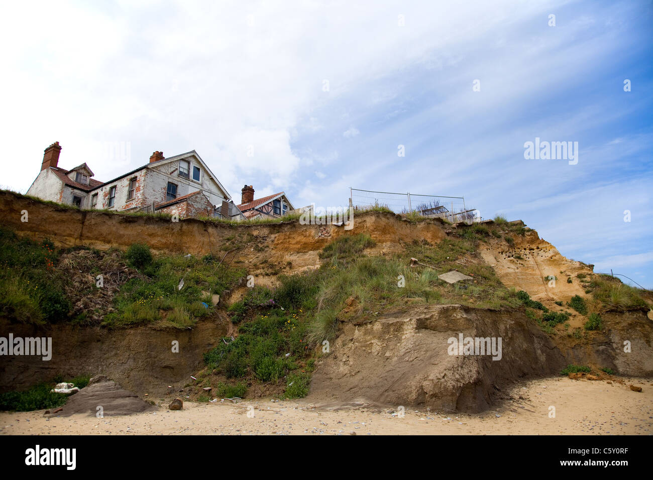 Coastal erosion buildings hi-res stock photography and images - Alamy