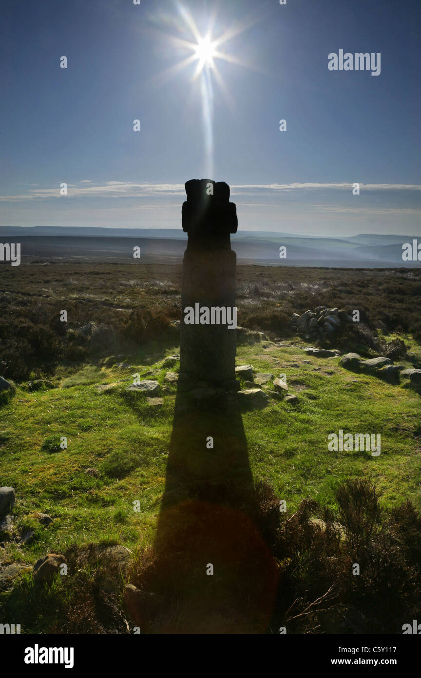 Lilla Howe Cross, Fylingdales Moor, North Yorkshire Moors National Park ...