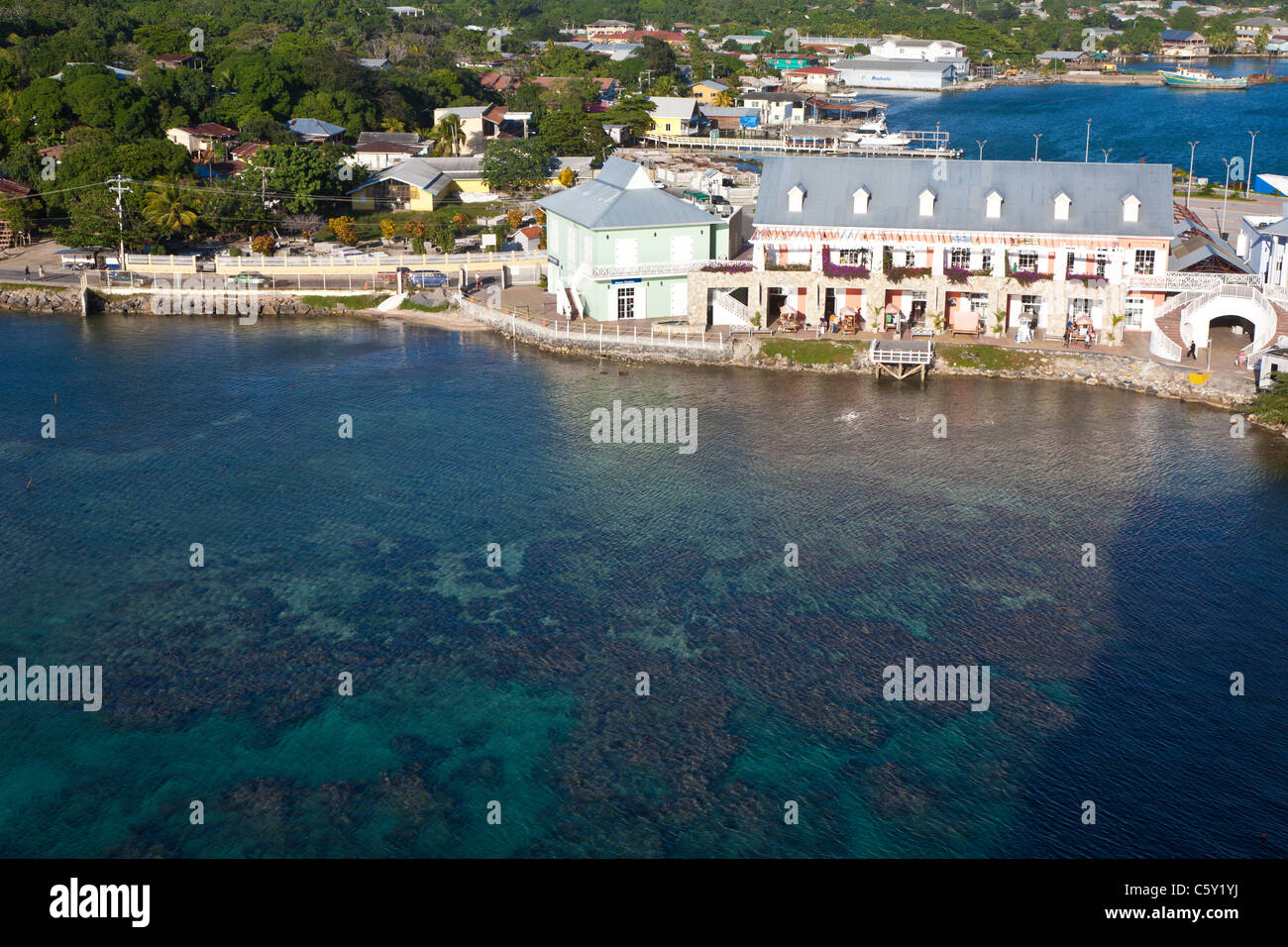Roatan town center hi-res stock photography and images - Alamy