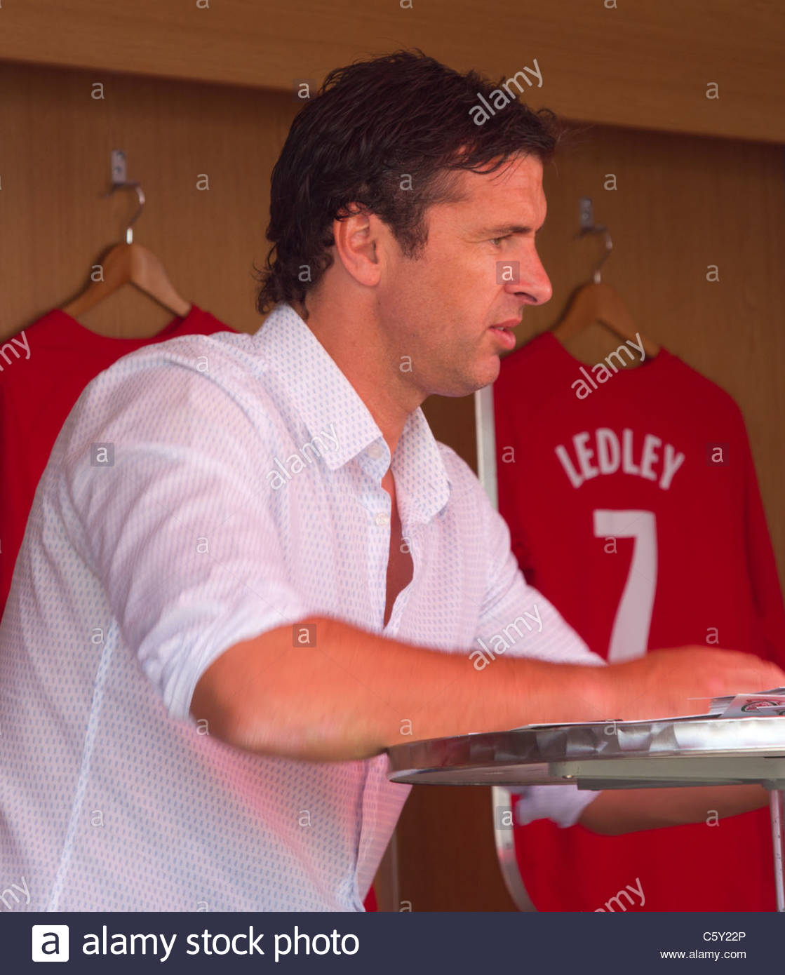 Gary Speed Wales High Resolution Stock Photography and Images - Alamy