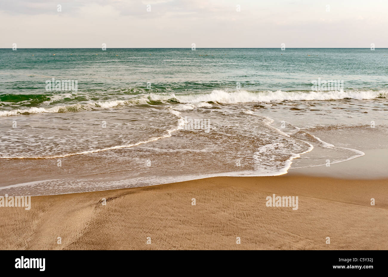 Wave at the beach hi-res stock photography and images - Alamy