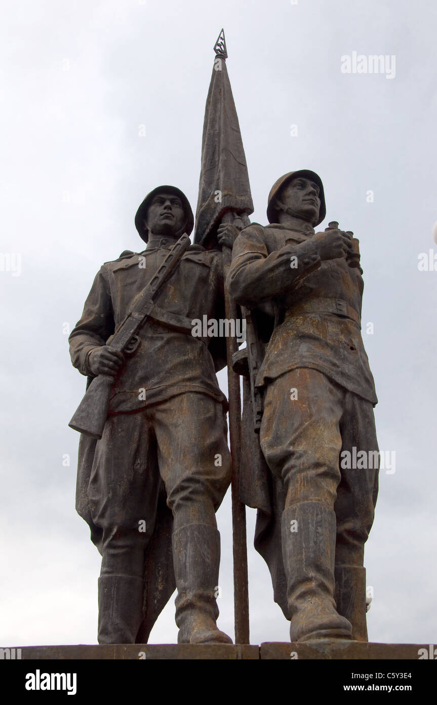 Soviet Statues on the Green Bridge, Vilnius, Lithuania Stock Photo - Alamy