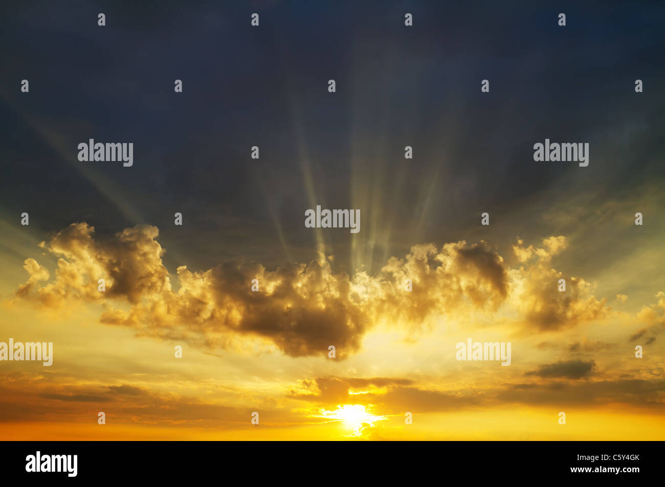 Skyscape space sunrise hi-res stock photography and images - Alamy