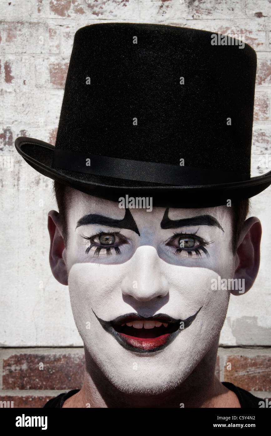 Clown face hi-res stock photography and images - Alamy
