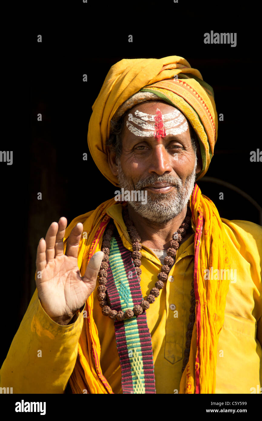 Holy man in Pashupatinat, Kathmandu, Nepal Stock Photo - Alamy