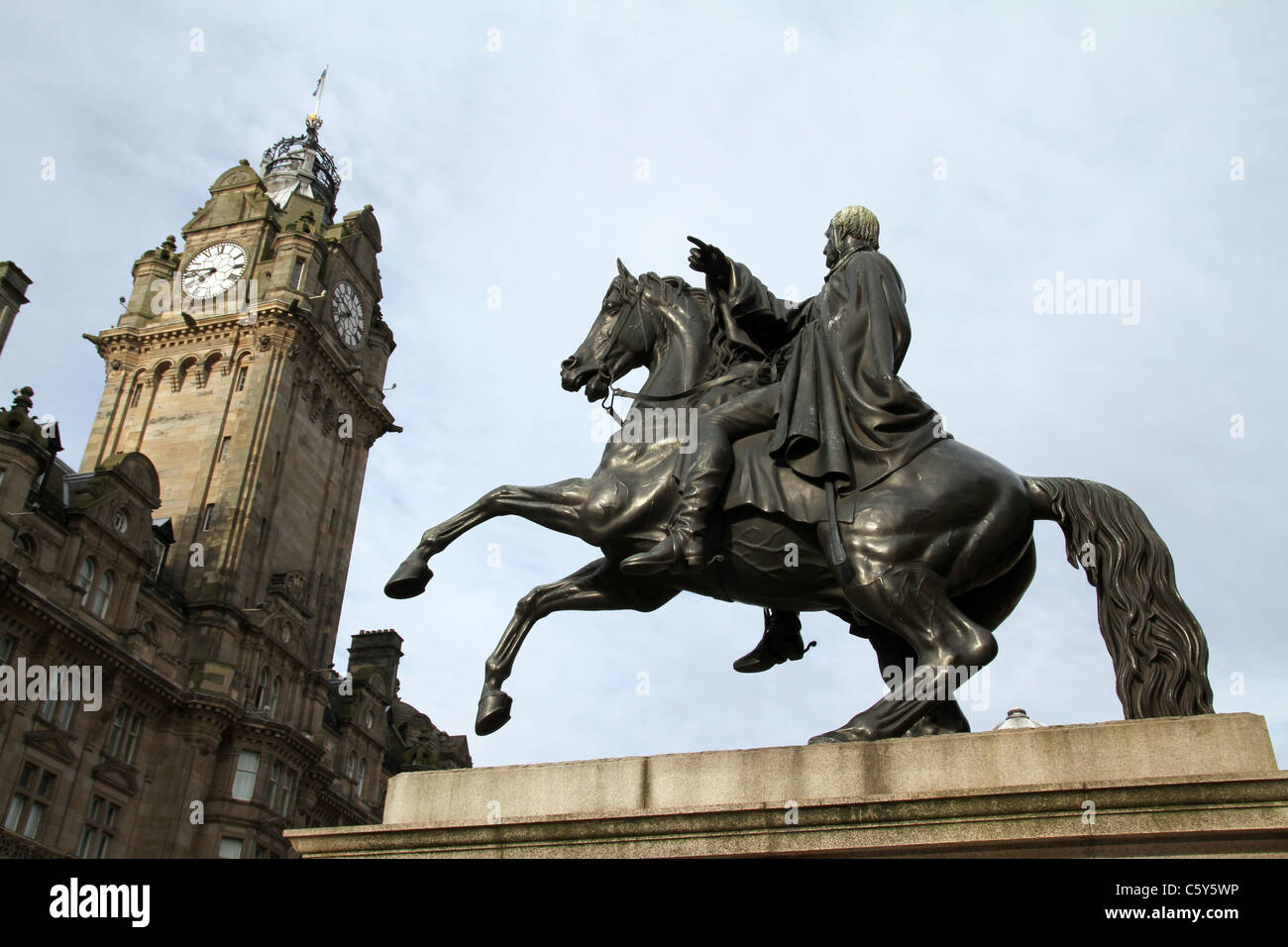Statue of Wellington in Edinburgh, Scotland Stock Photo - Alamy