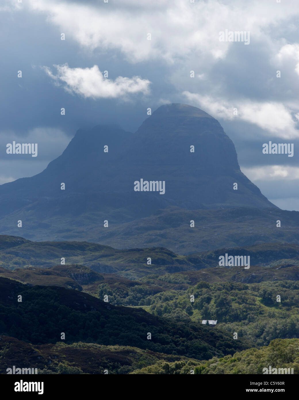 Suilven and dramatic clouds, Assynt, Sutherland, Highland, Scotland, UK ...