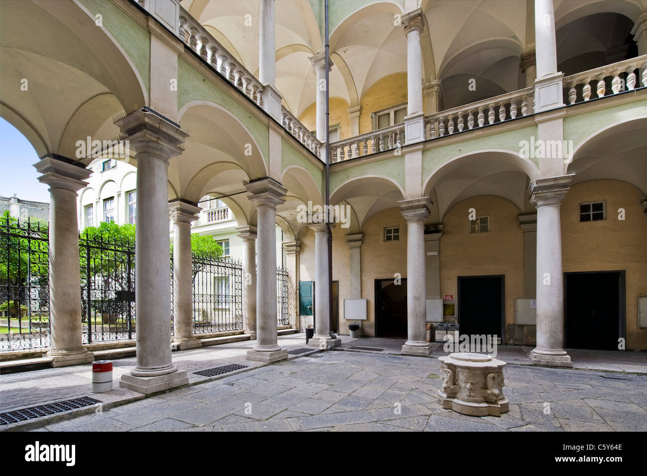 Balbi Senarega palace, Palazzo Balbi Senarega, Genoa, Liguria, Italy ...