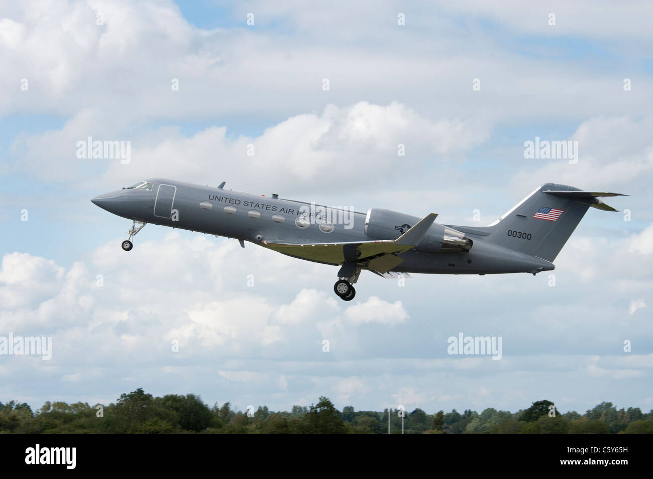 Gulfstream airplane hi-res stock photography and images - Alamy