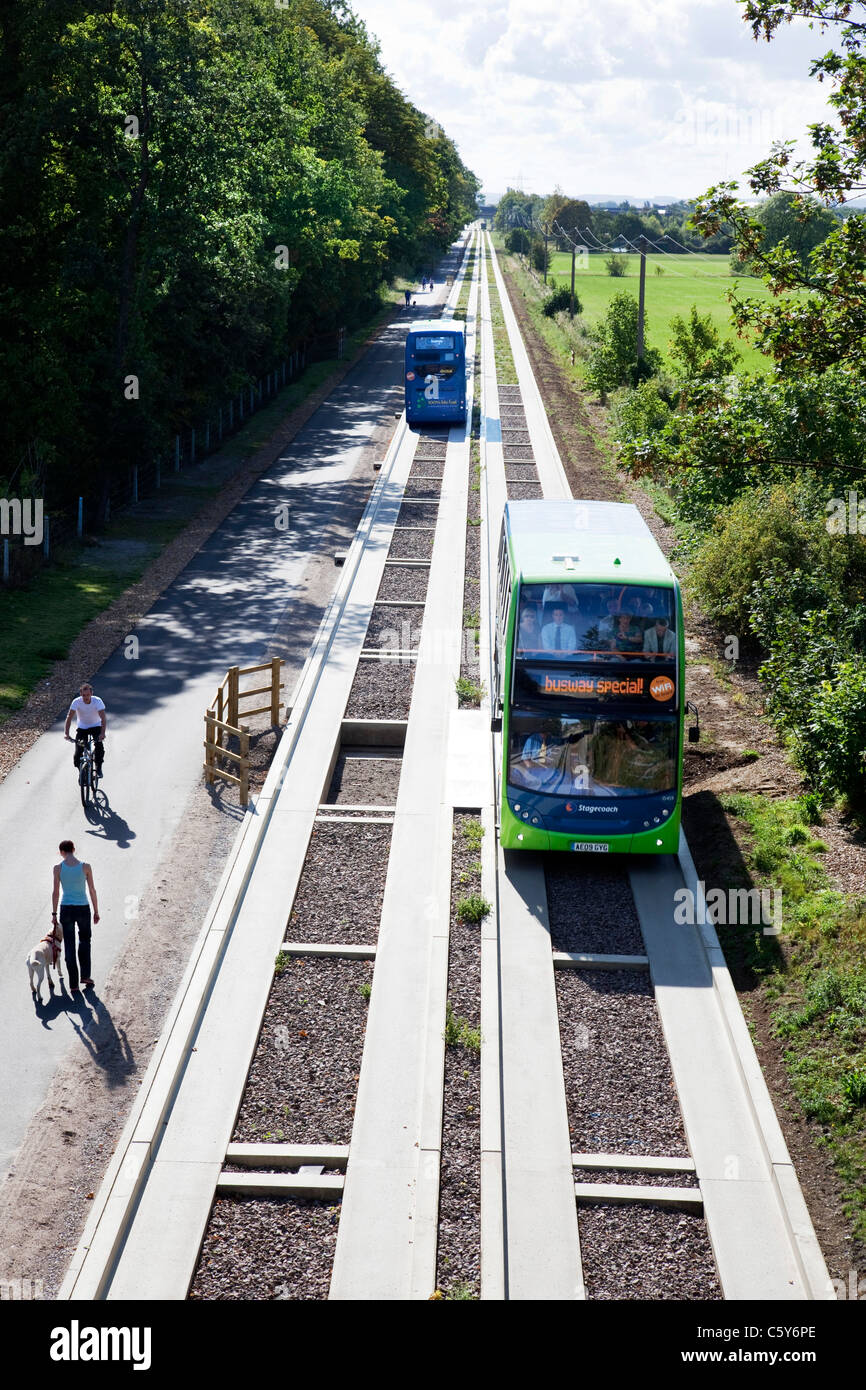 Cambridge Guided Busway connecting Cambridge, Huntingdon and St Ives ...