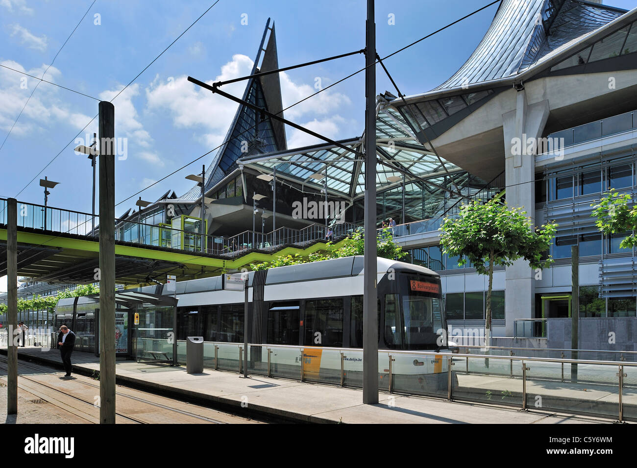 New palace of justice of antwerp hi-res stock photography and images ...