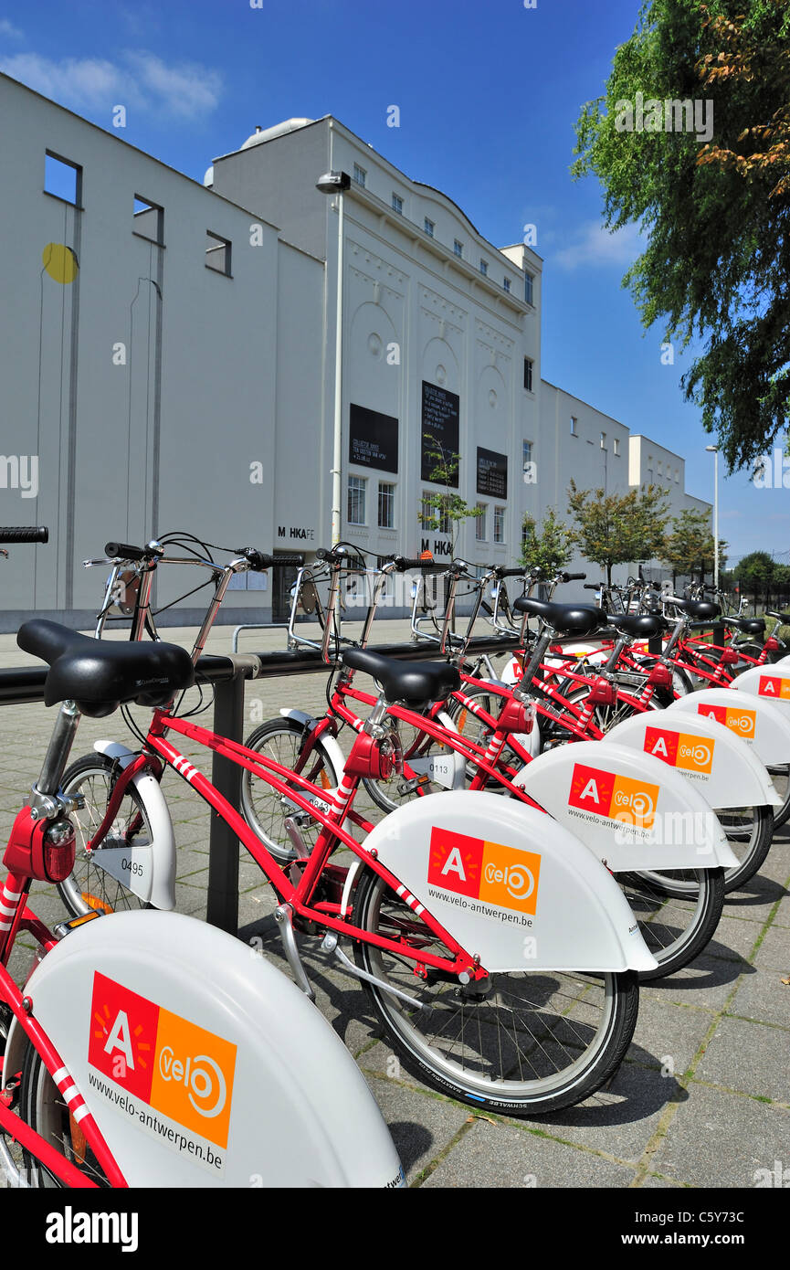 Station antwerp High Resolution Stock Photography and Images - Alamy