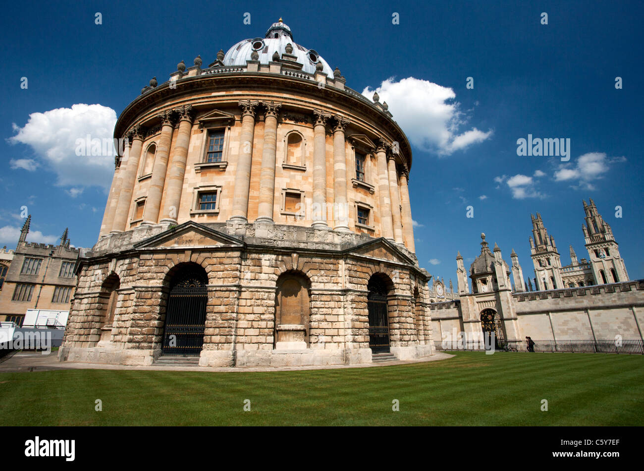 Radcliffe camera roof hi-res stock photography and images - Alamy