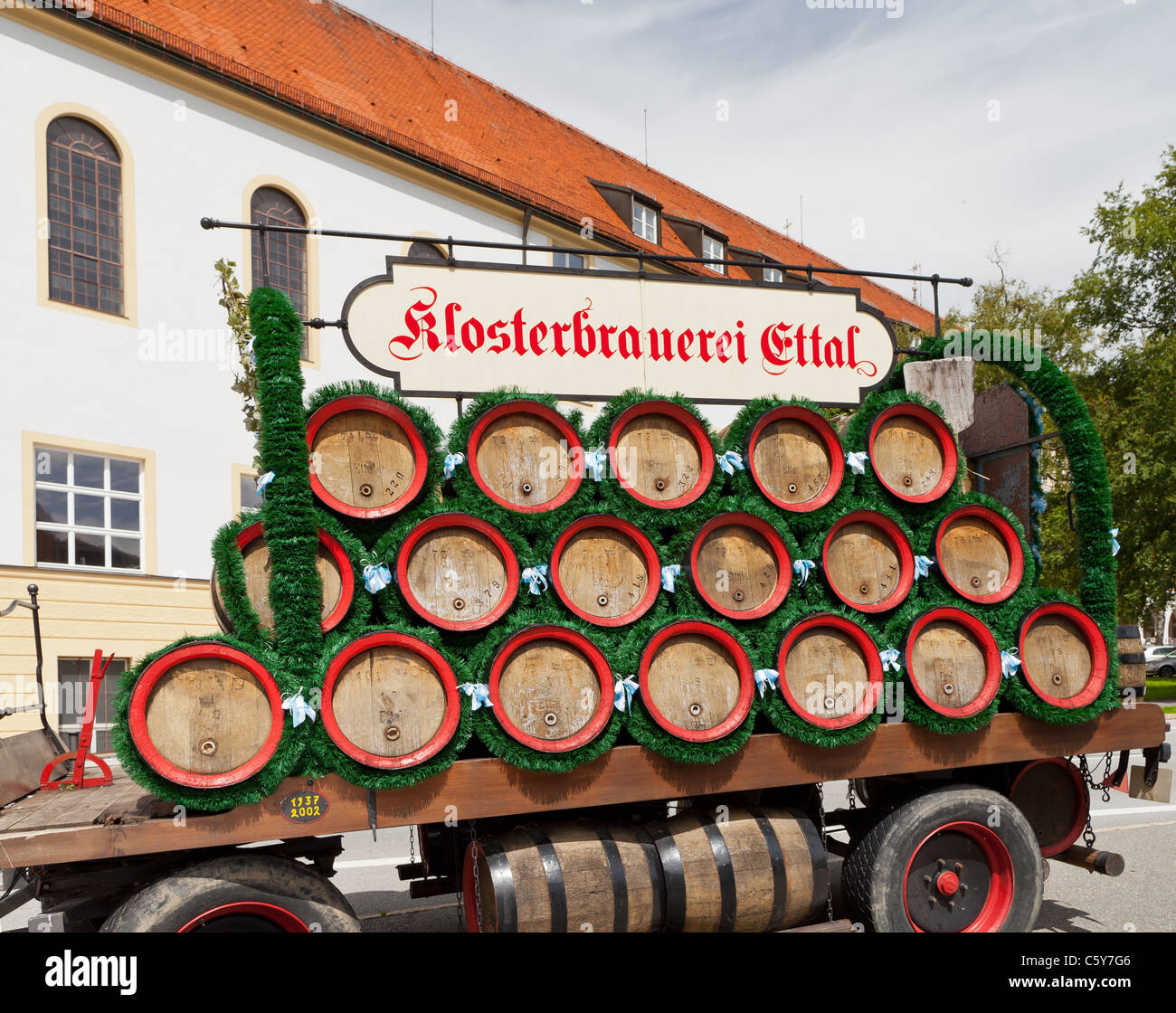 Beer wagon of the Ettal monastery brewery Stock Photo - Alamy