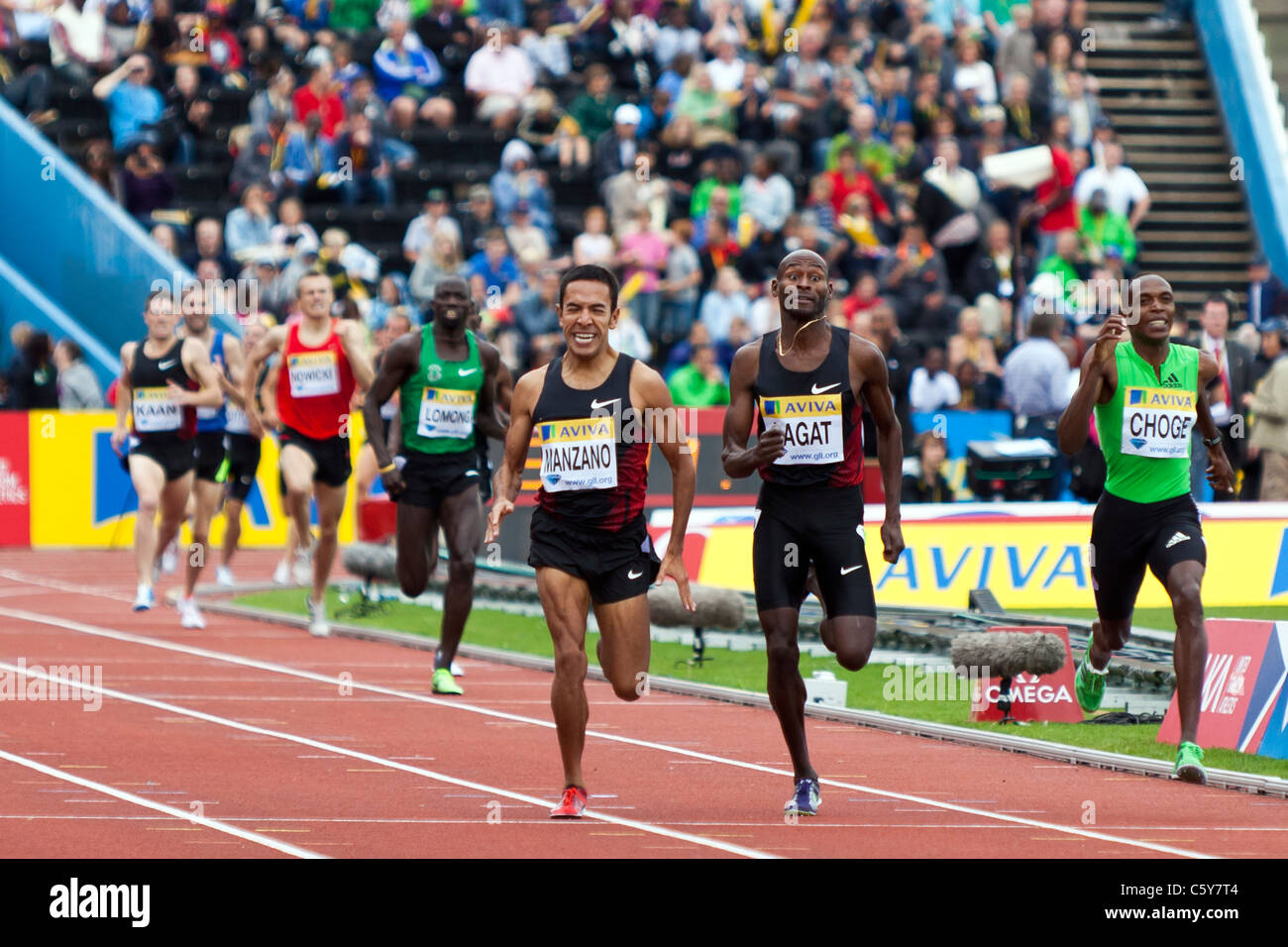 Leonel MANZANO winning the Emsley Carr Mile Aviva London Grand Prix ...